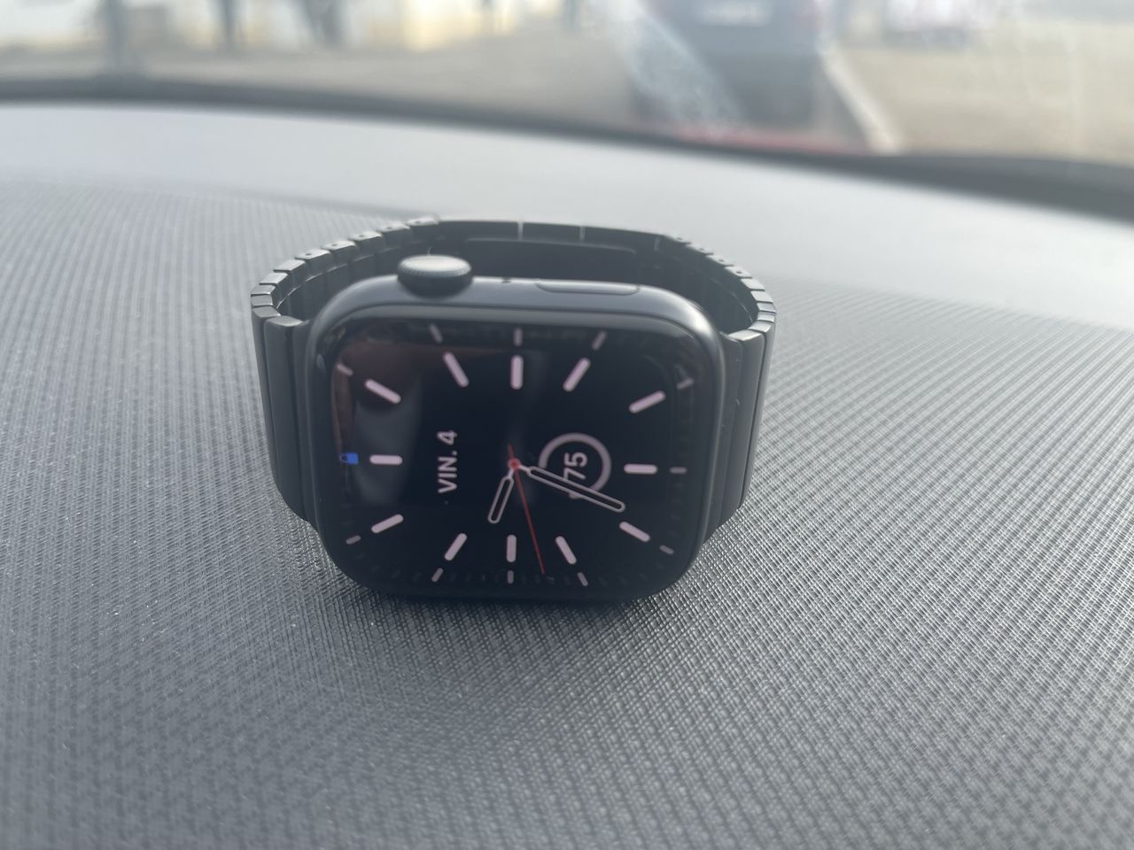 Apple Watch Series 7 45mm - 360 Euro