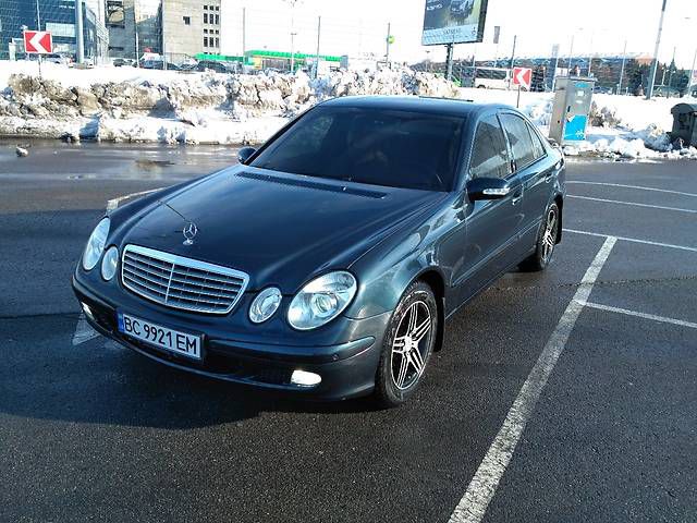 Mercedes Benz e class 270