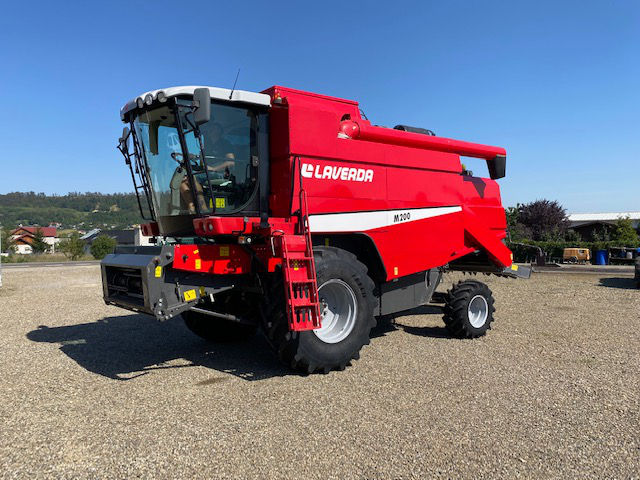 Combina Agricola Laverda M 200