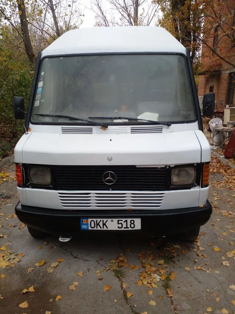 Mercedes 310 1992 г. с пробегом, Газ / Бензин (пропан), 1750
