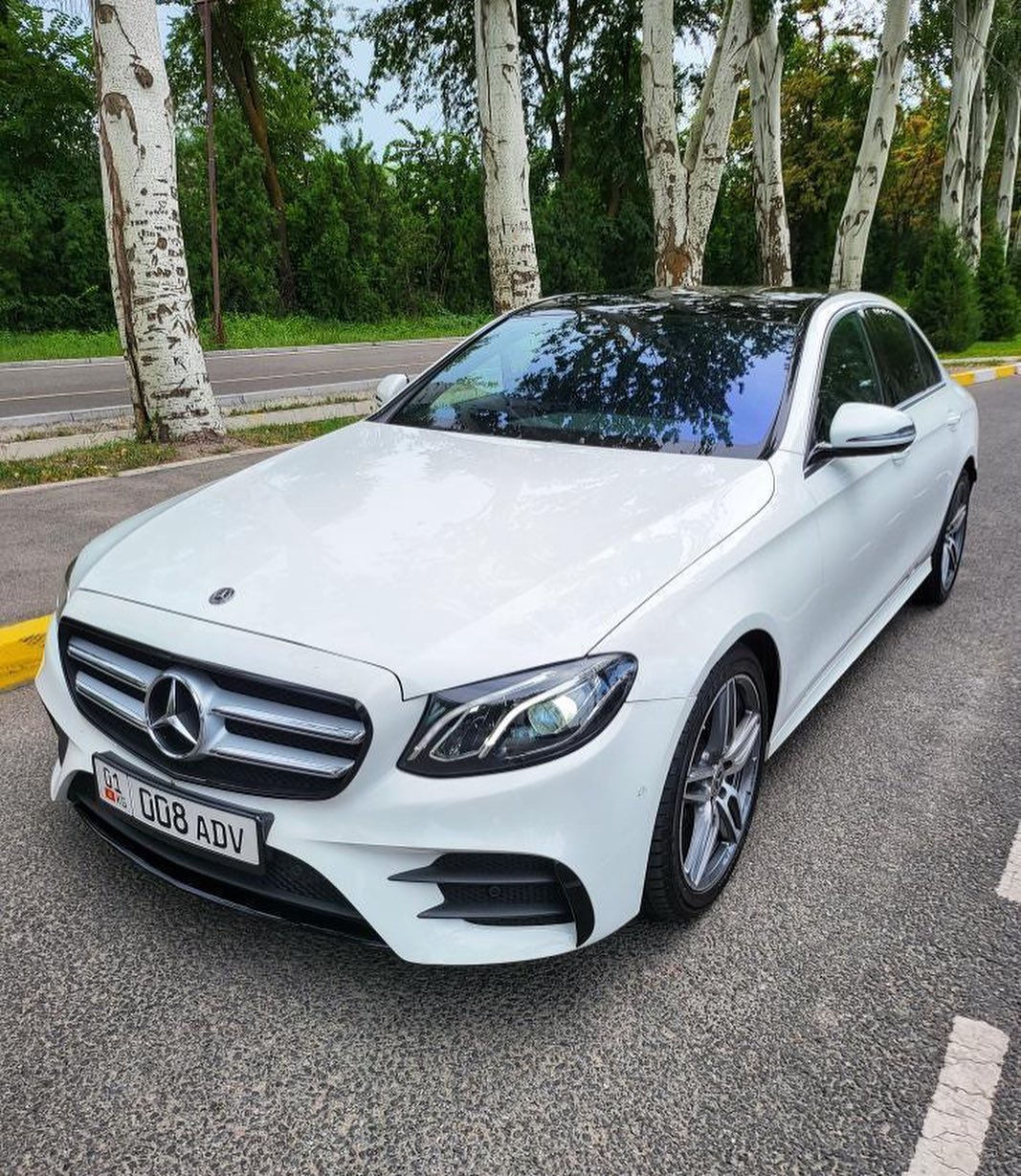 Dezmembrez Mercedes E-Class W213 E220d