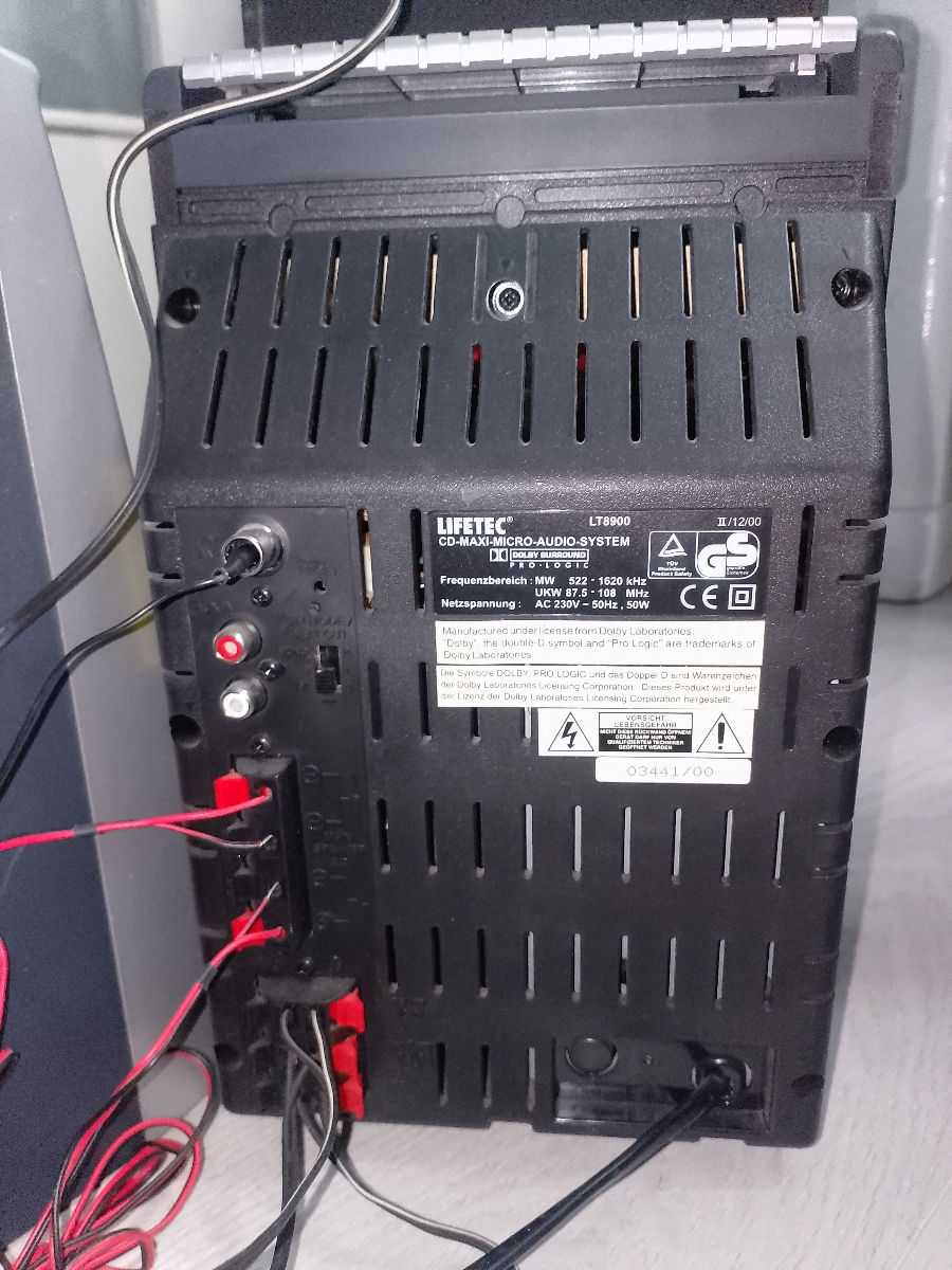 Музыкальный центр centru muzical Lifetec LT8900 stare ideala tot lucreaza putere 50w