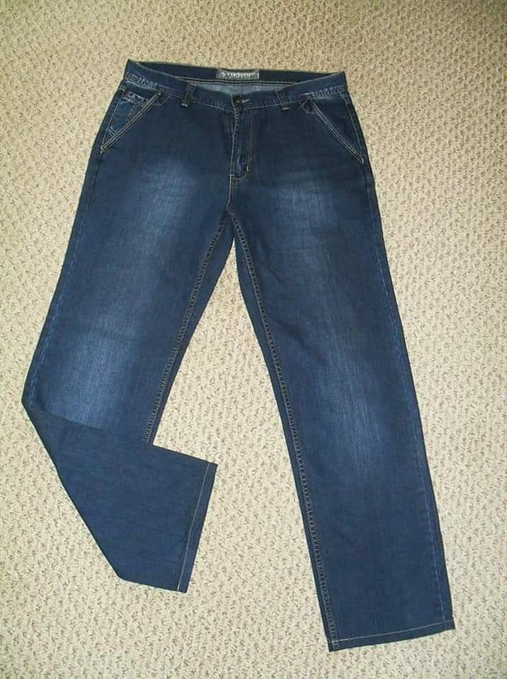 Новые джинсы.р.Л 200 лей