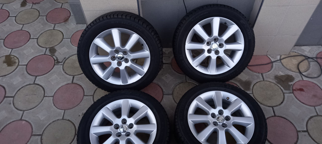 Jante cu anvelope r 16 5x100 toyota