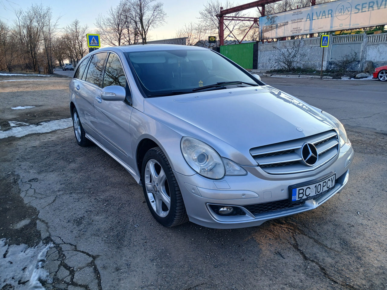 Mercedes R-Class