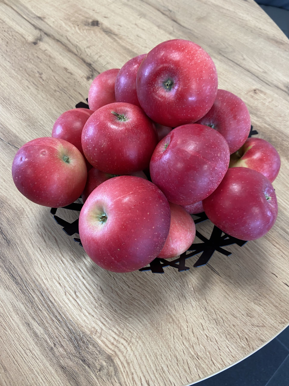 Vindem mere Golden, Gala, Idared, Champion, Recif, Montuan.