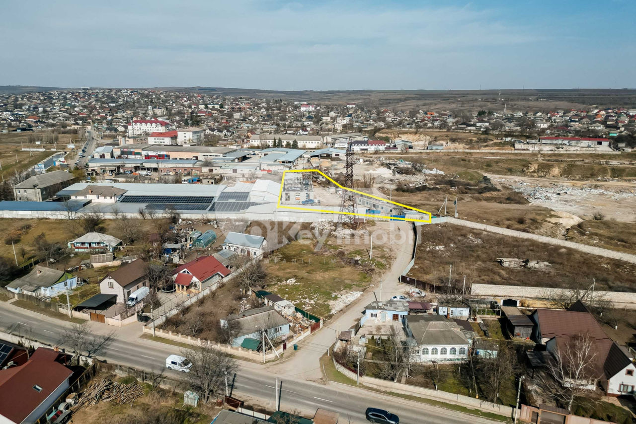 Vânzare! Depozit - 900 mp + teren - 27.5 ari, Ialoveni.