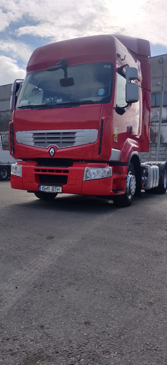 Renault Renault Premium