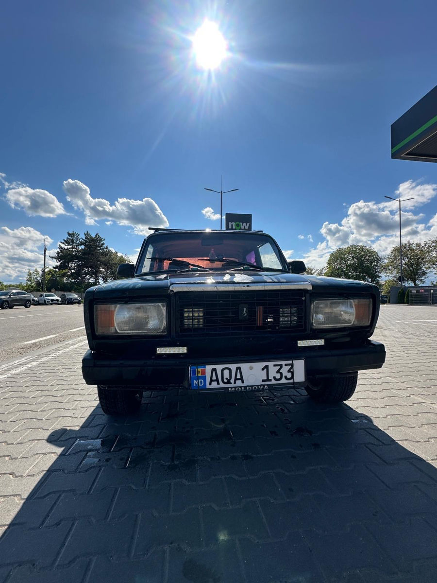 Lada / ВАЗ 2107 2006 г. с пробегом 100000 км, Бензин, 850