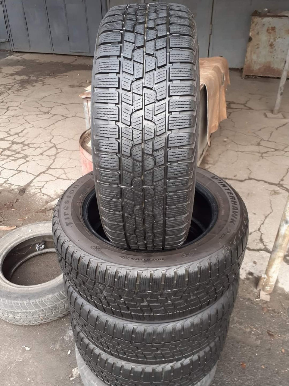 R16 205/55