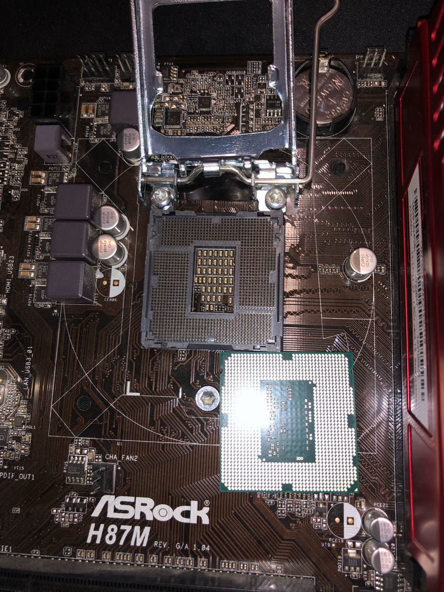 Placa de baza-ASrock h87M+ram8gb ddr3 + i7 4770 - 3900ghz