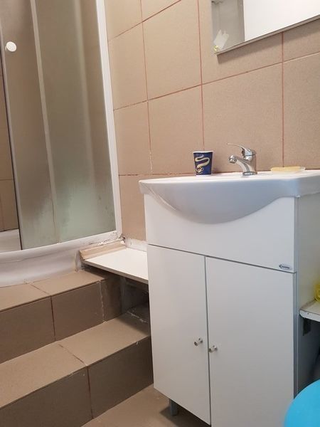 Garsoniera cu mobila cu toate comoditatile