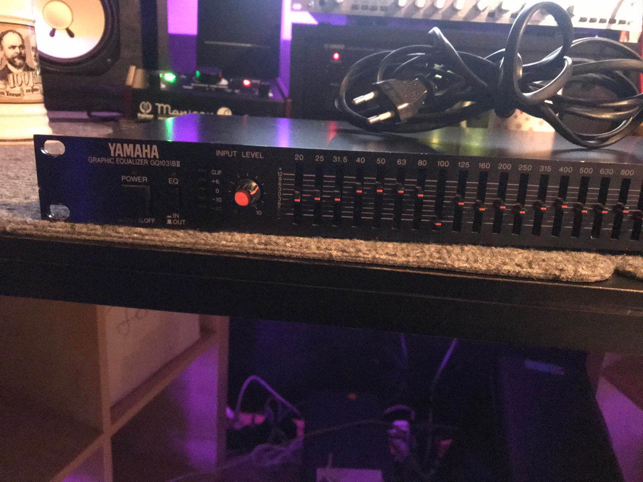 Графический эквалайзер Yamaha EQ GQ 1031B