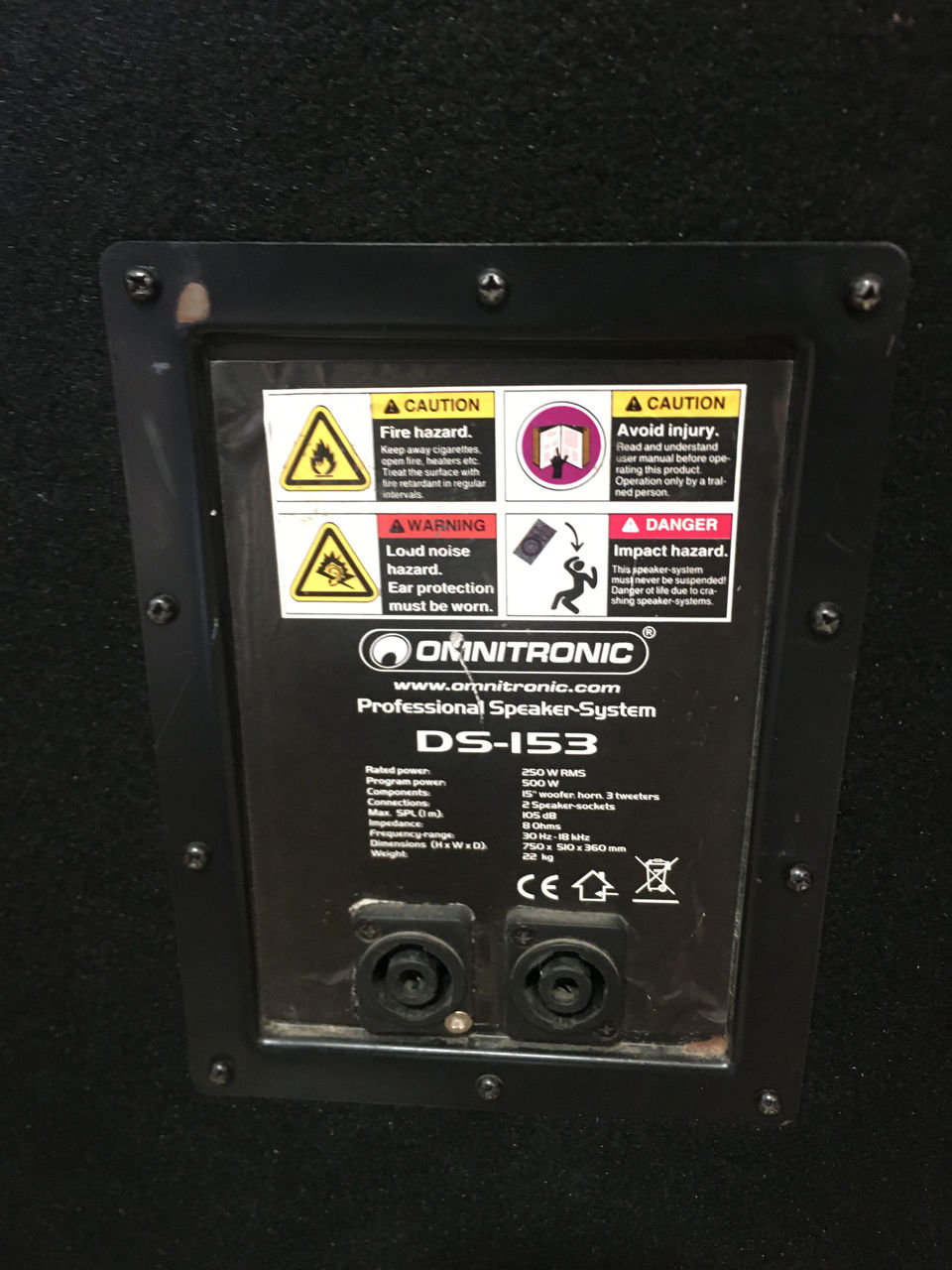 2 boxe pasive mari la 15 diumi 1000 w