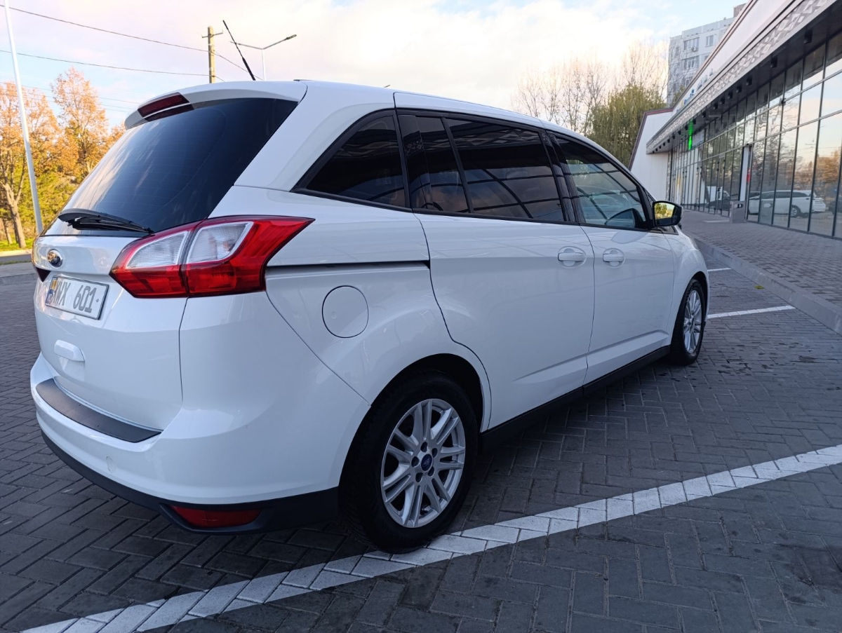Ford Grand C-MAX