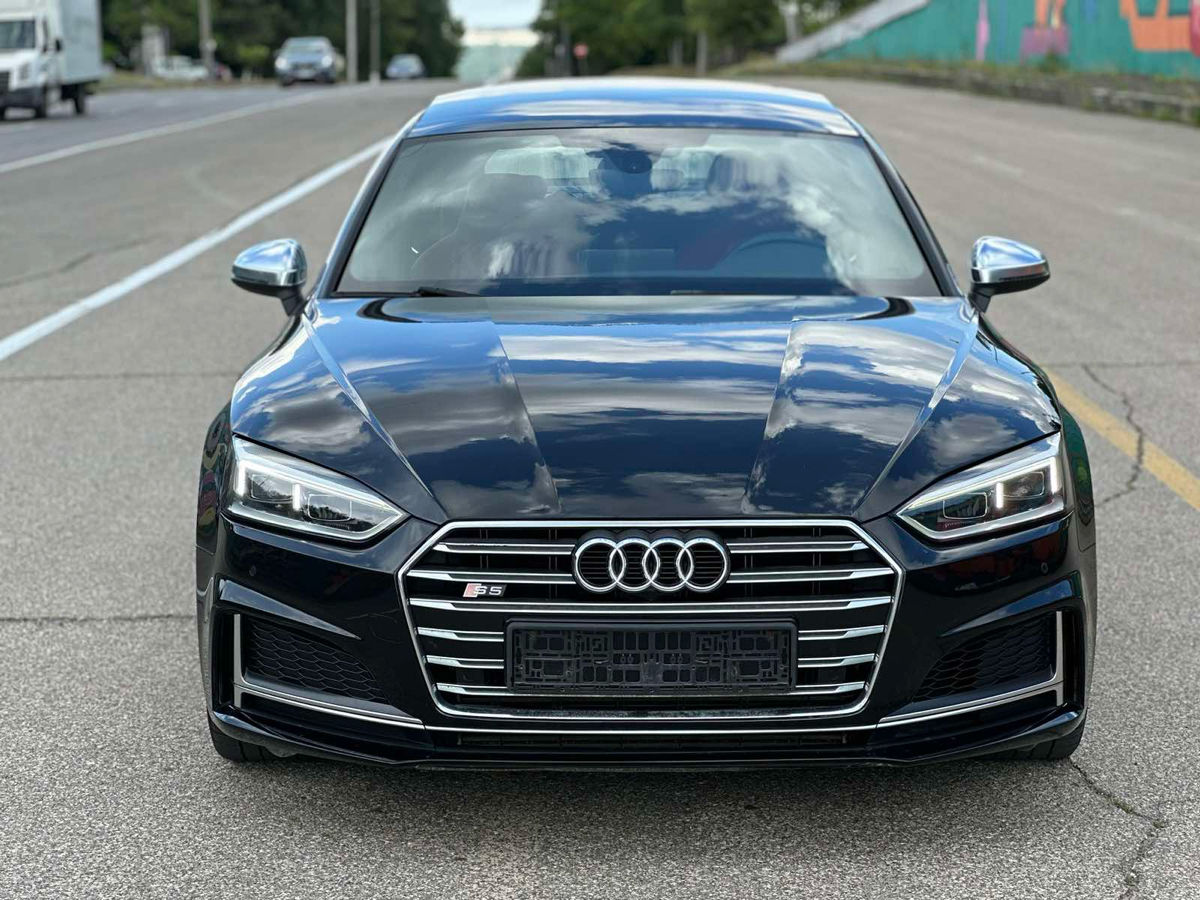 Audi S5 2018 г. с пробегом 100000 км, Бензин, 27900