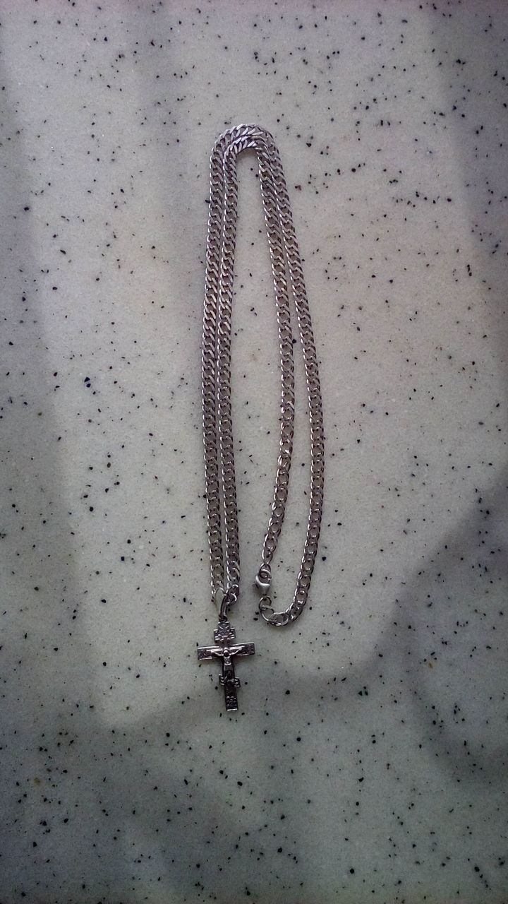 Серебрянный крестик на цепочке 925 проба,60 см.