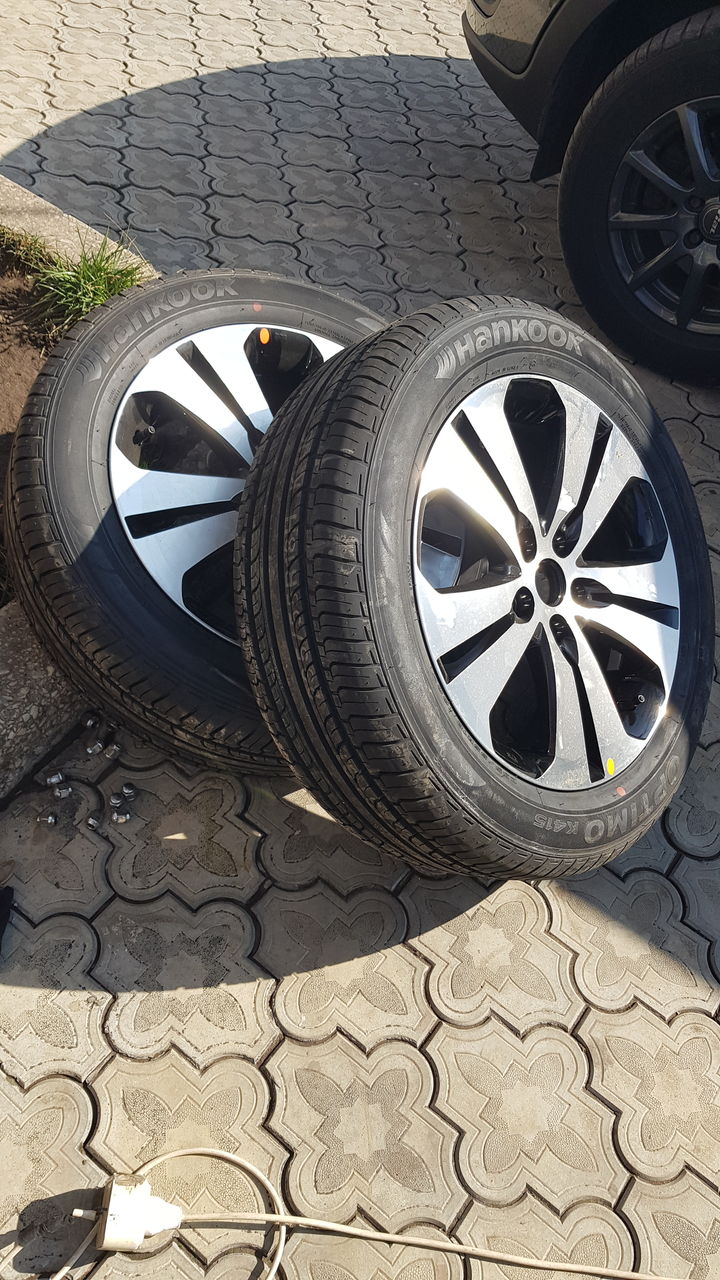 Kia R18 235 55 nou set