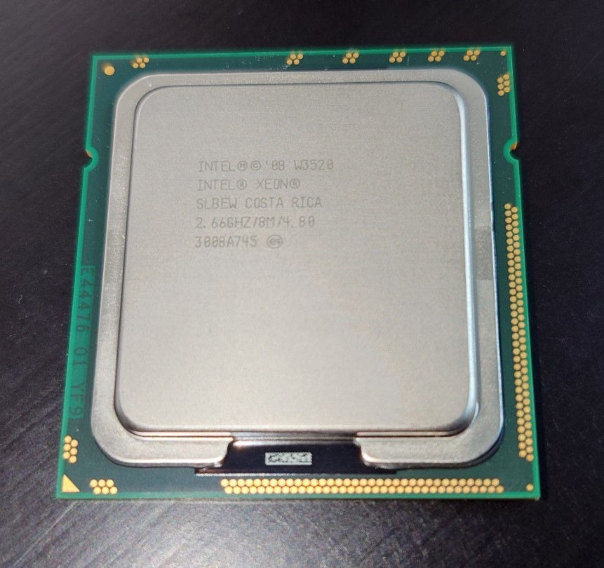 Intel Core i7 / Intel Xeon