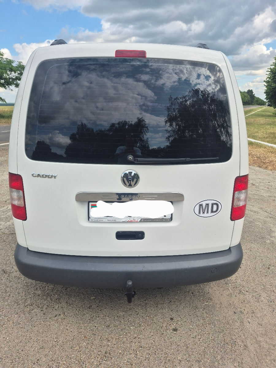Volkswagen Caddy an. 2009 cu rulaj 185000 km, Diesel, 5500