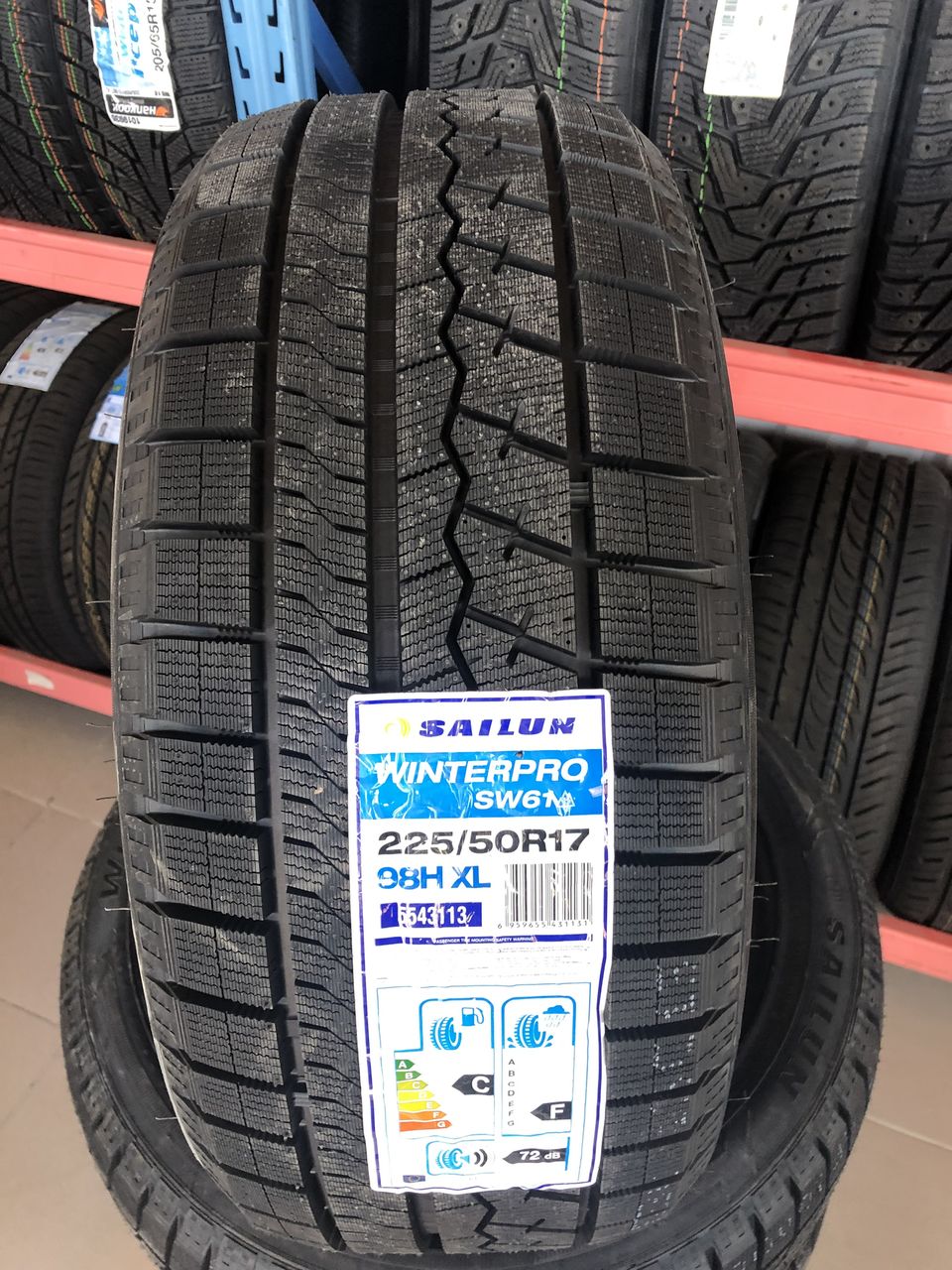 225/50 R 17 Sailun
