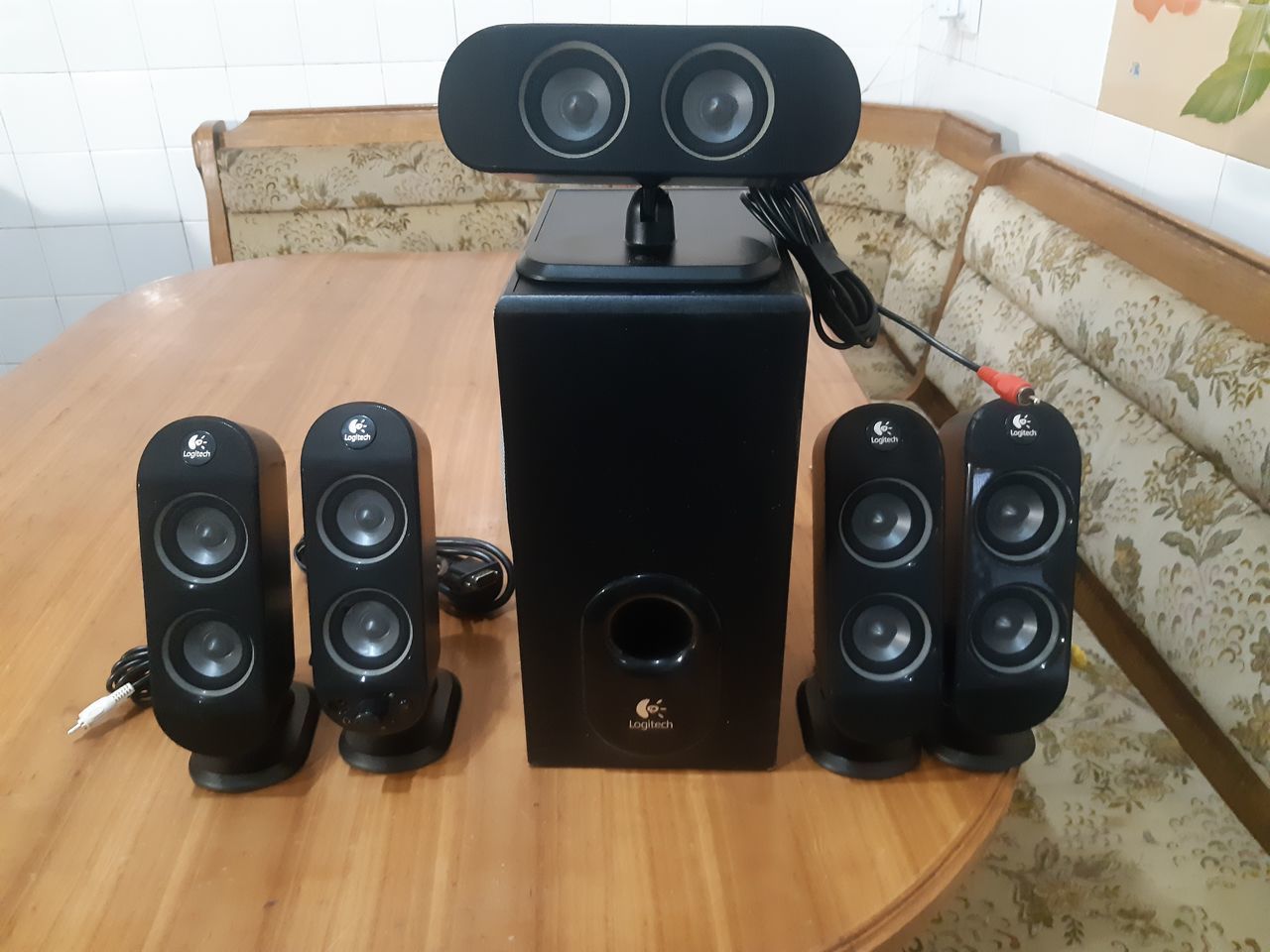 Акустическая система 5.1 Logitech