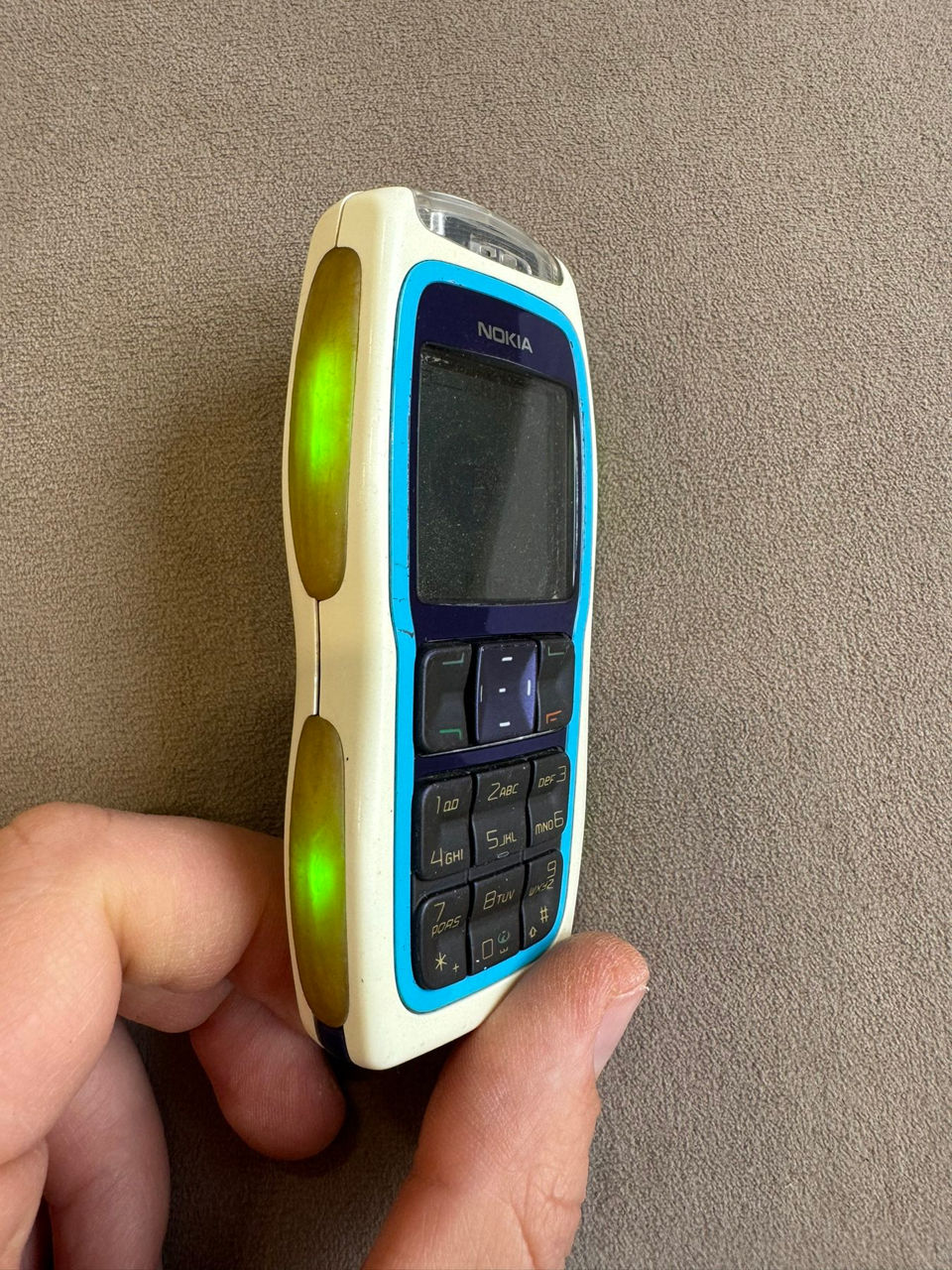 Nokia 3220