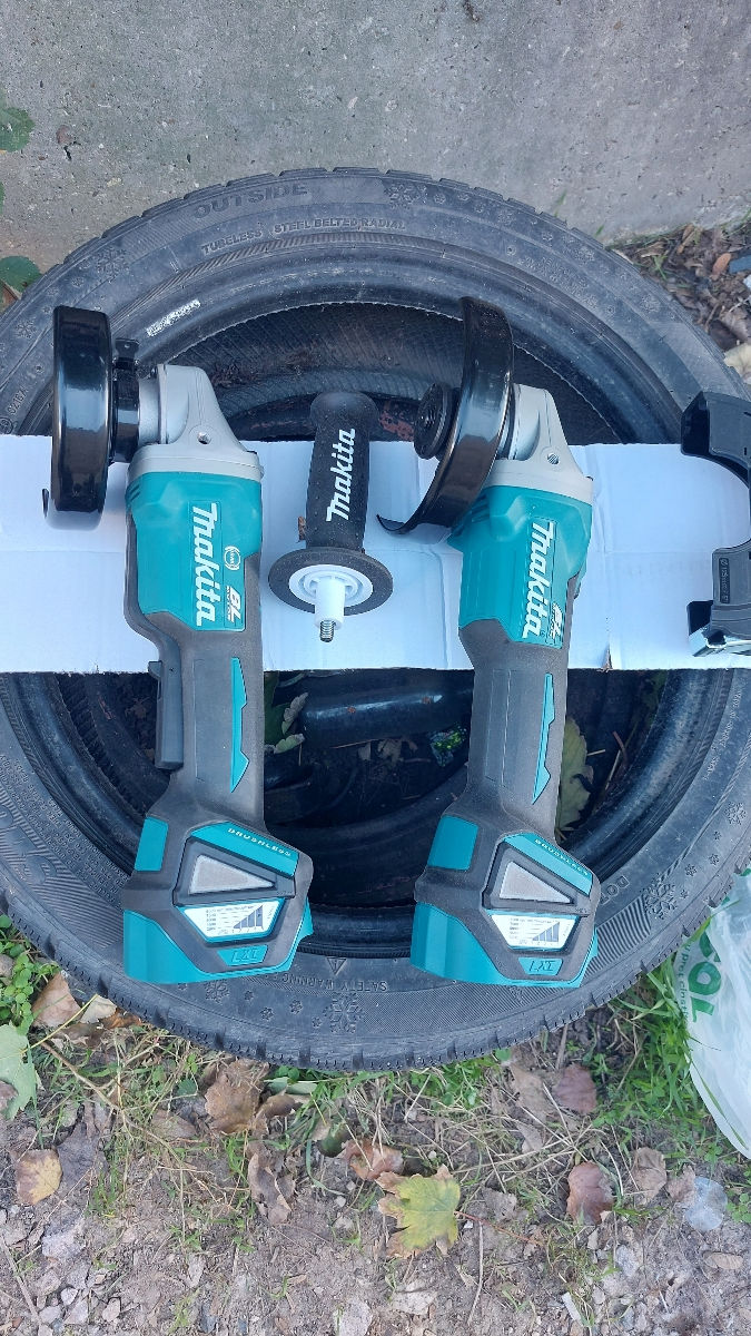 Makita DGA 511