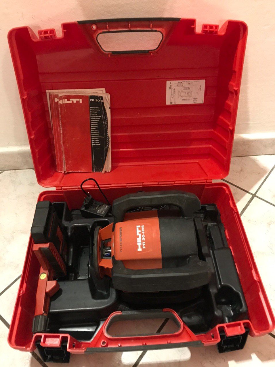 Hilti PR 30 HVS.Hilti PRA 90
