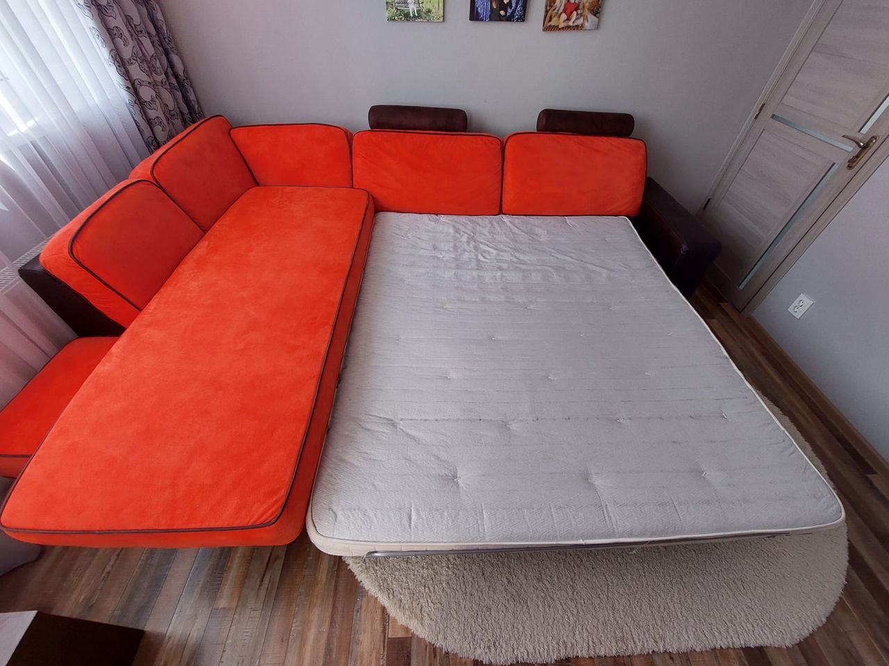 Vind canapea de colt extensibila!