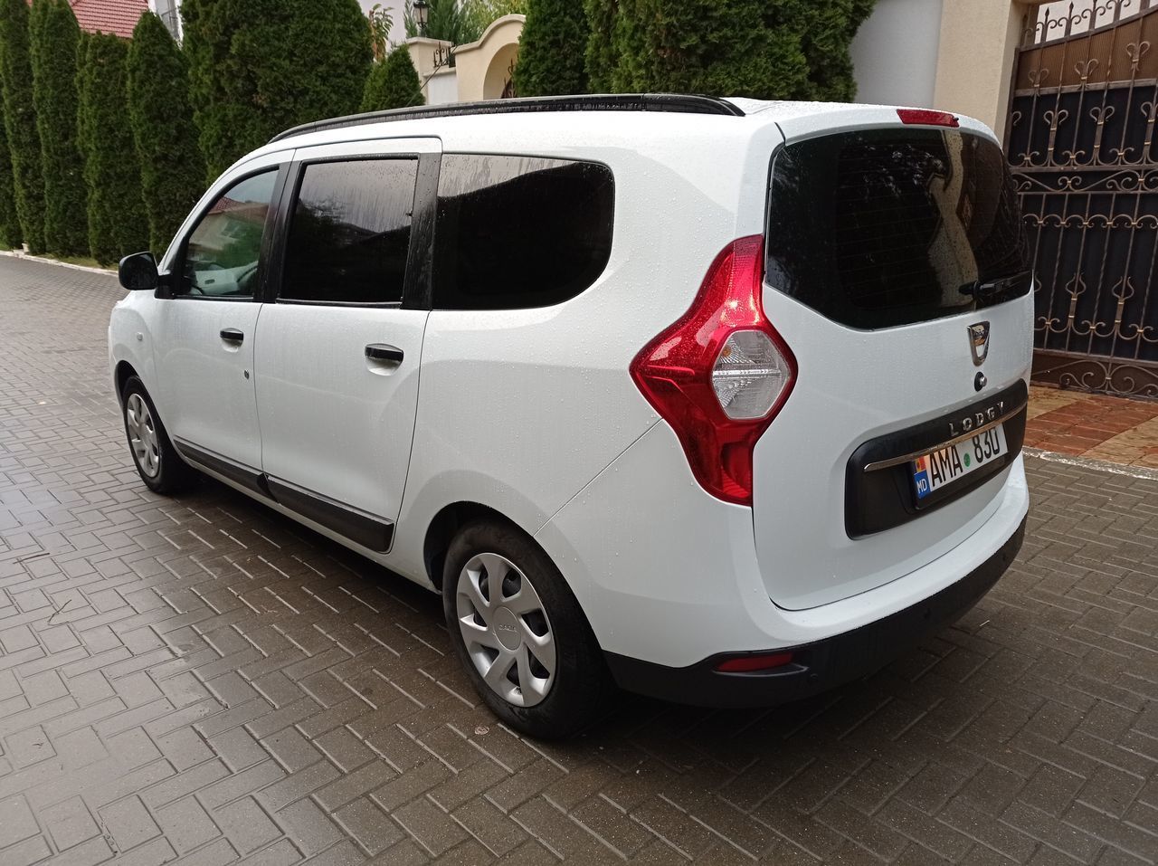 Dacia Lodgy