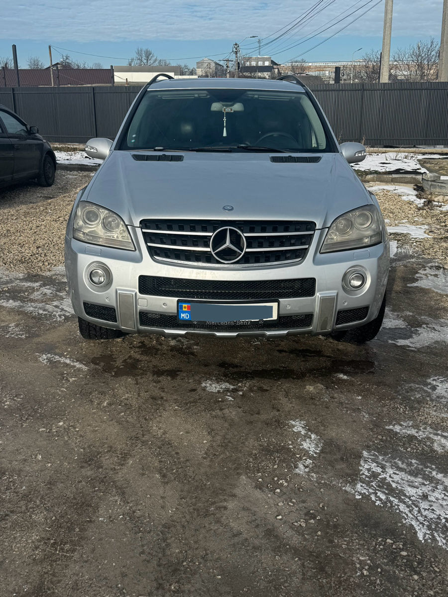 Mercedes M-Class