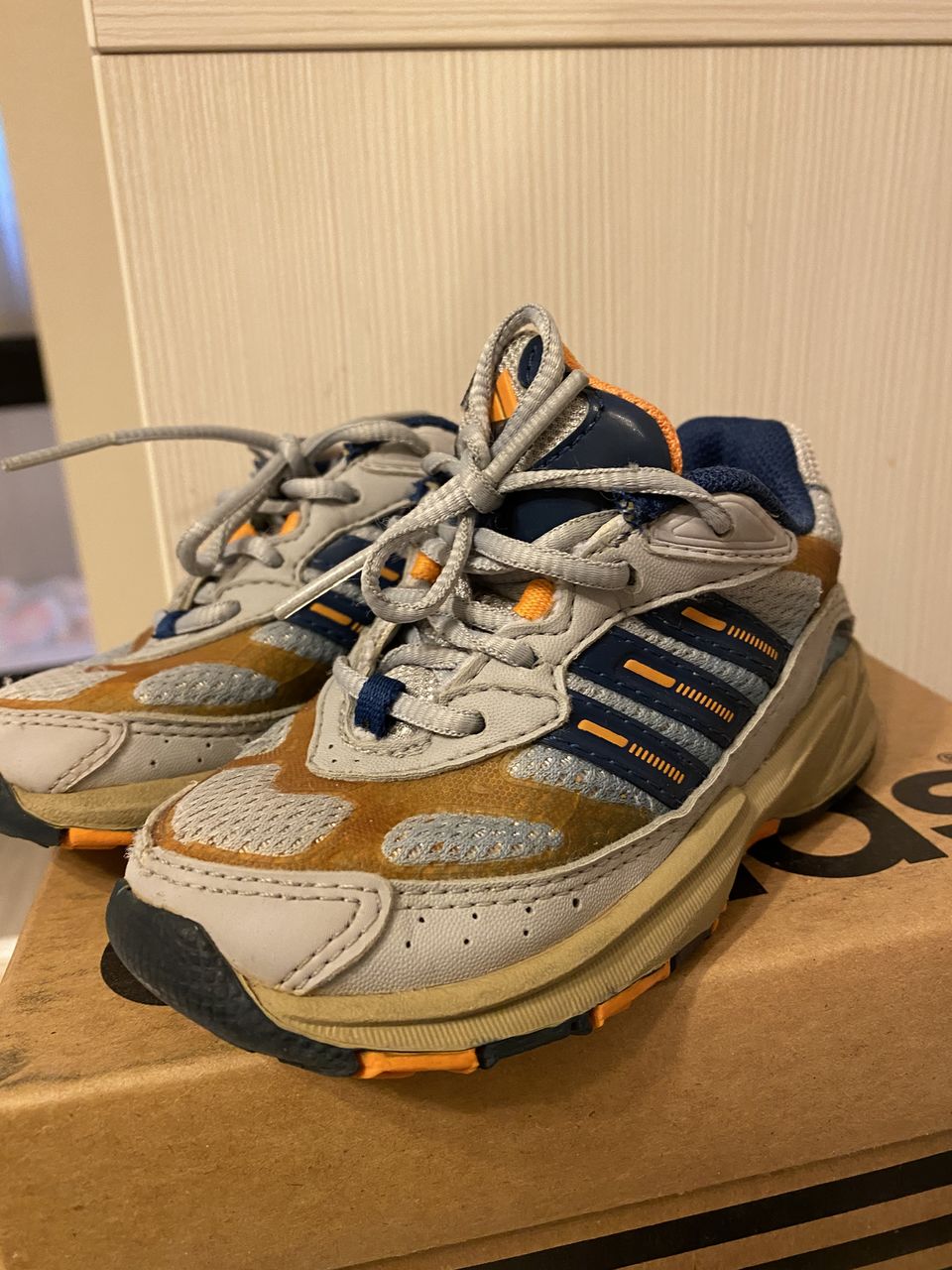 Продам Кроссовки для Мальчика 23 размер Adidas