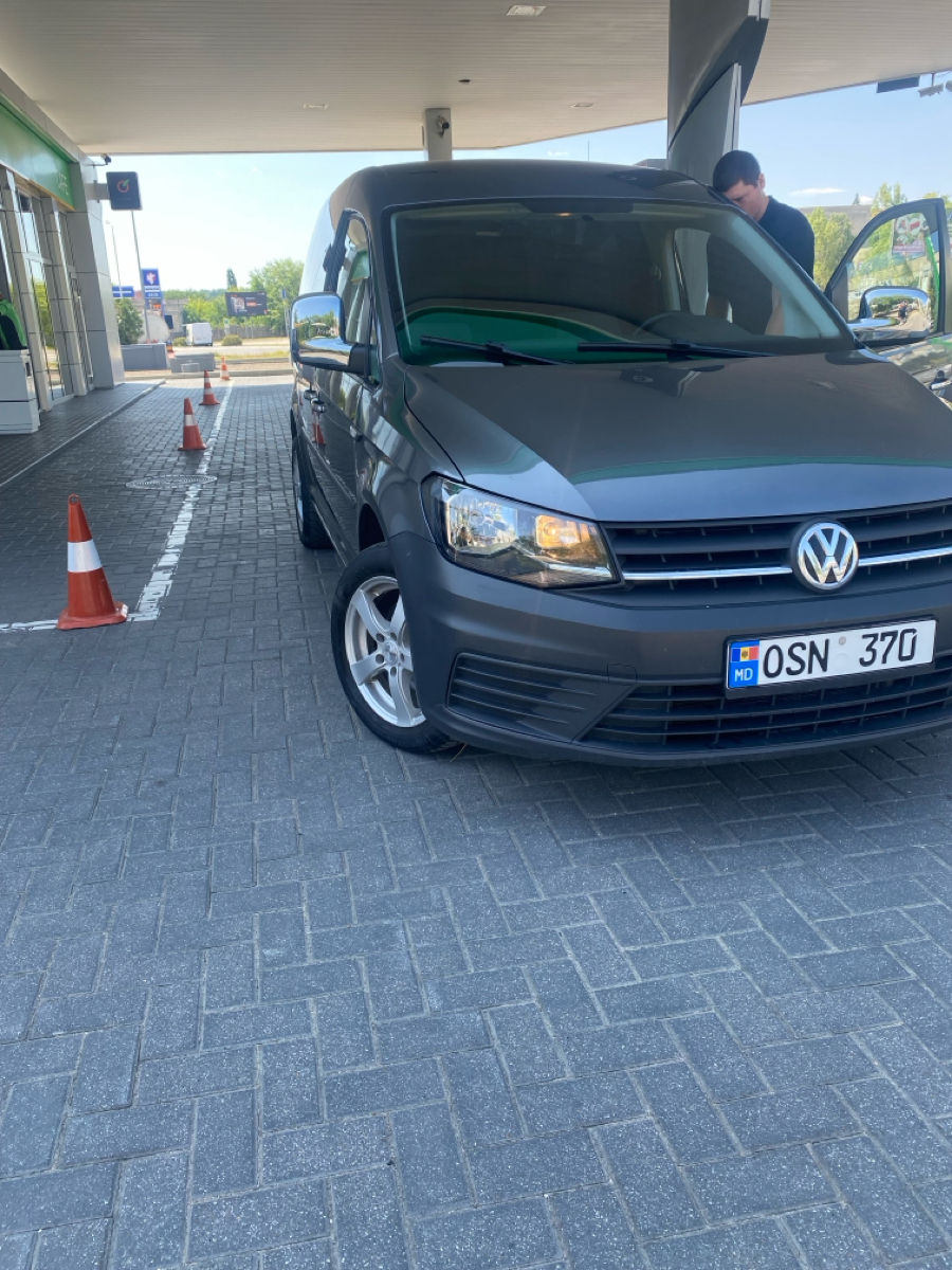 Volkswagen Caddy an. 2016 cu rulaj 194123 km, Diesel, 7900