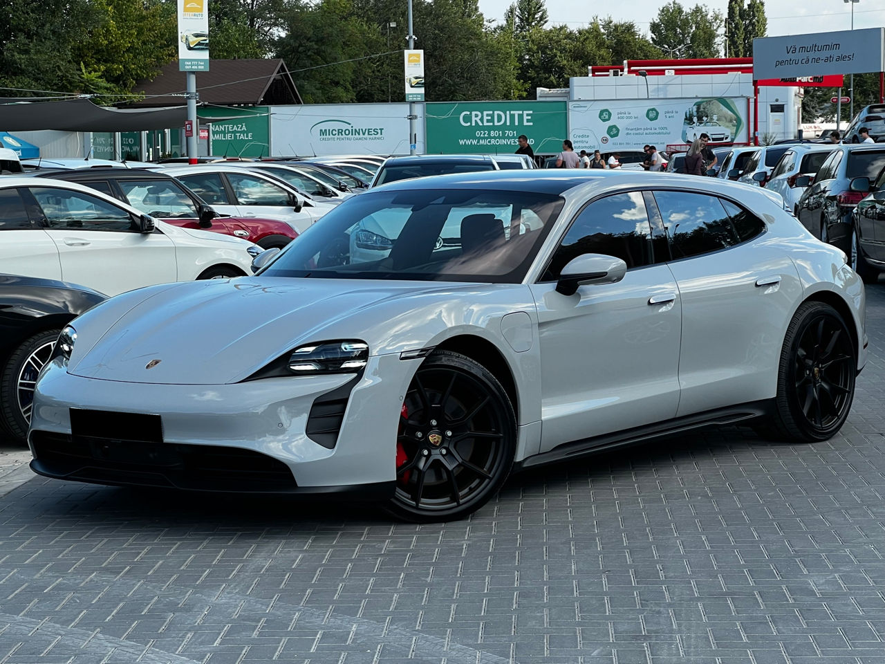 Porsche Taycan an. 2023 cu rulaj 19622 km, Electricitate, 77900