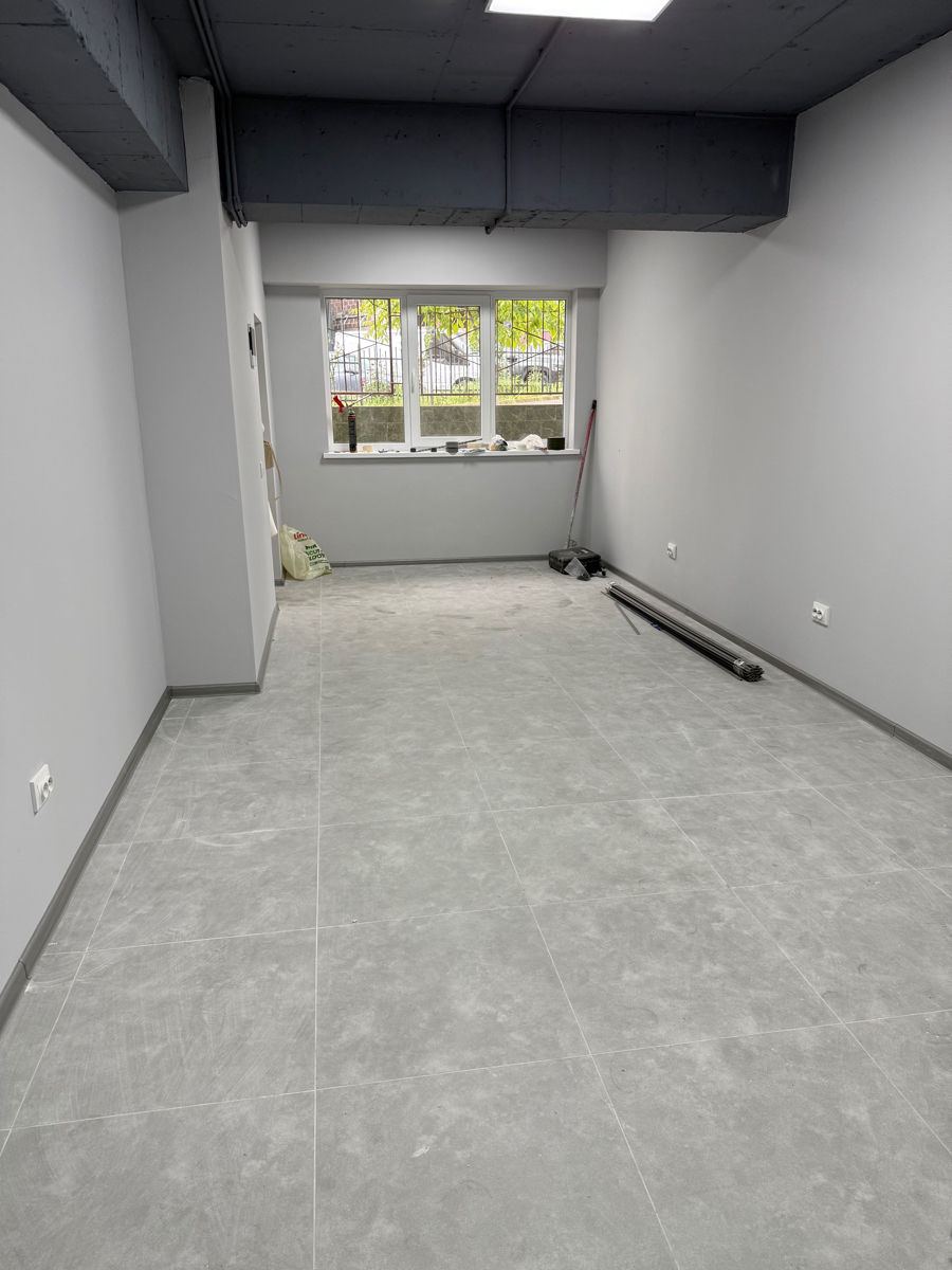 Oferim spre chirie spatii comerciale