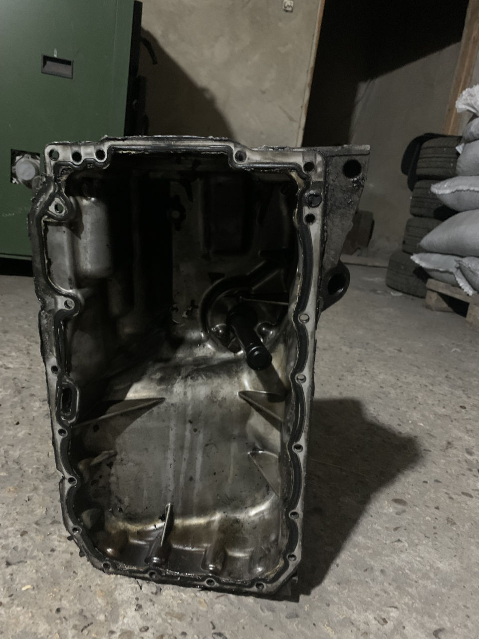 Головка+ распредвалы, поддон коробки автомат BMW n-47 177 ps 2008