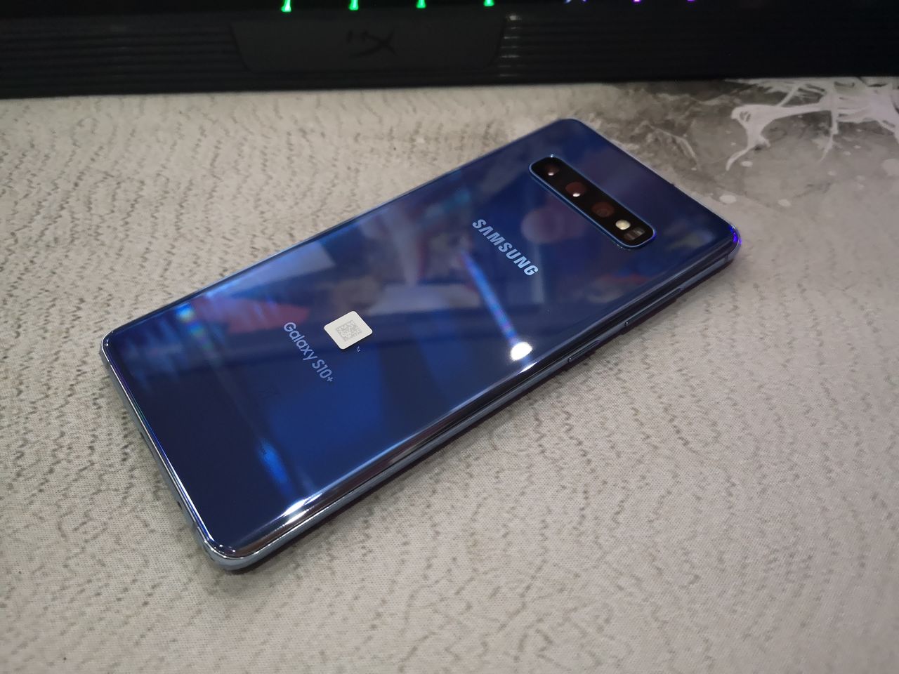 Samsung S10+ blue