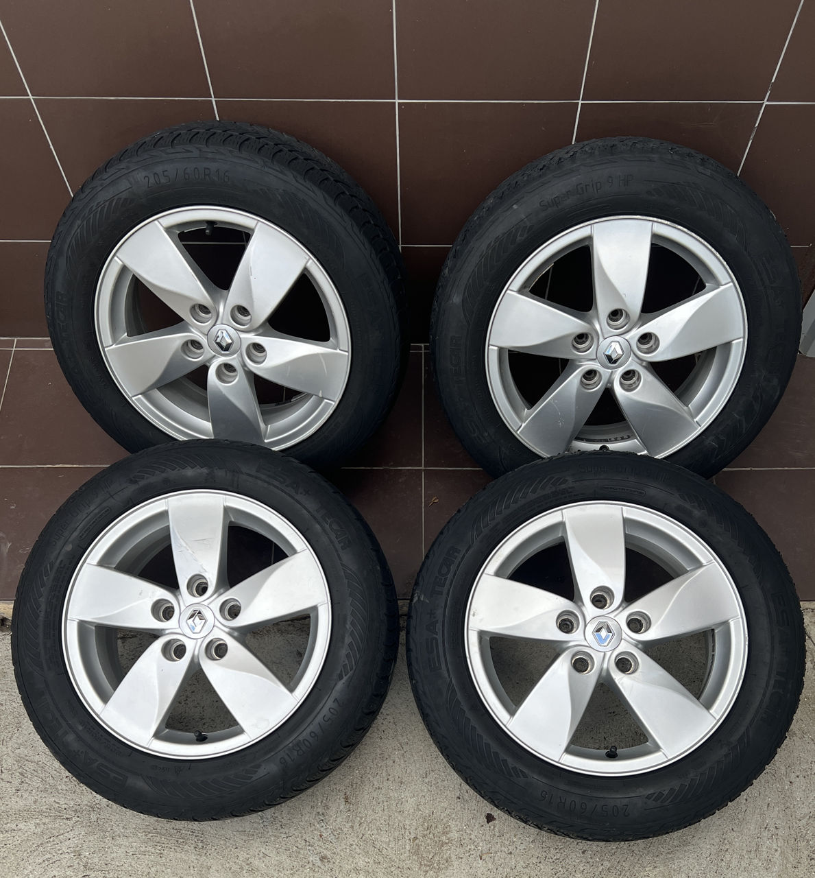 Jante+Anvelope 205/60R16