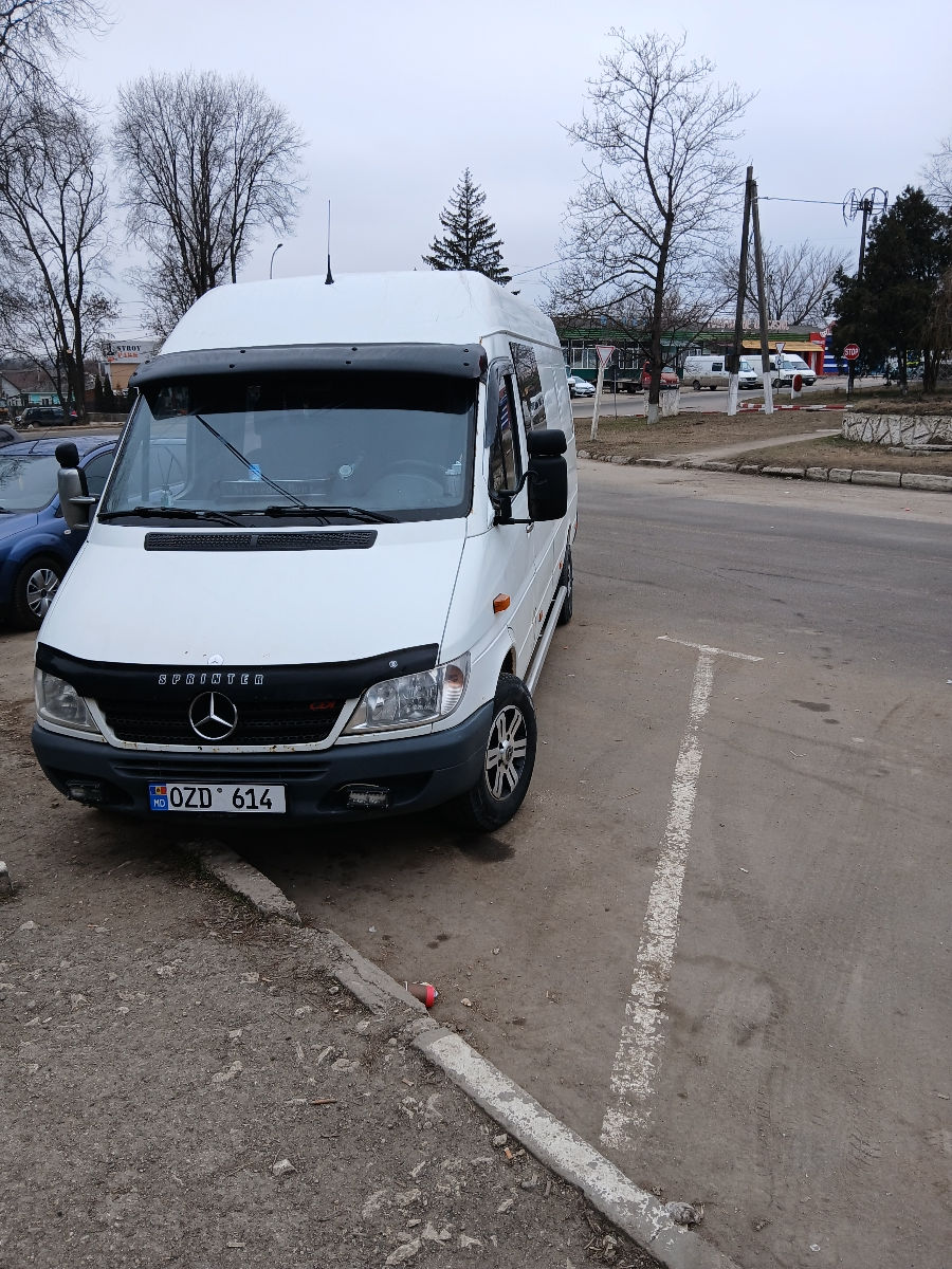 Mercedes Sprinter an. 2004 cu rulaj, Diesel, 8000