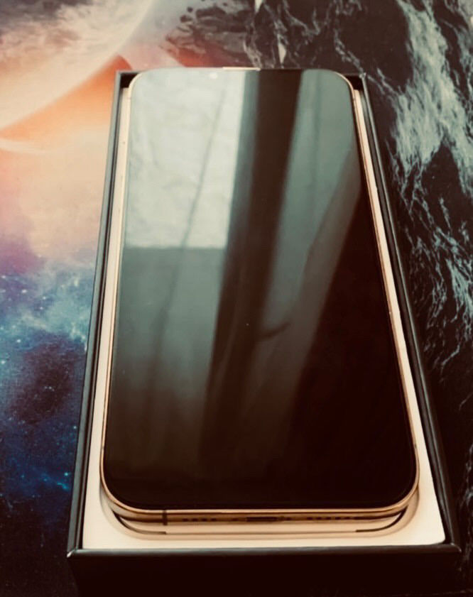 IPHONE 13 Promax Gold