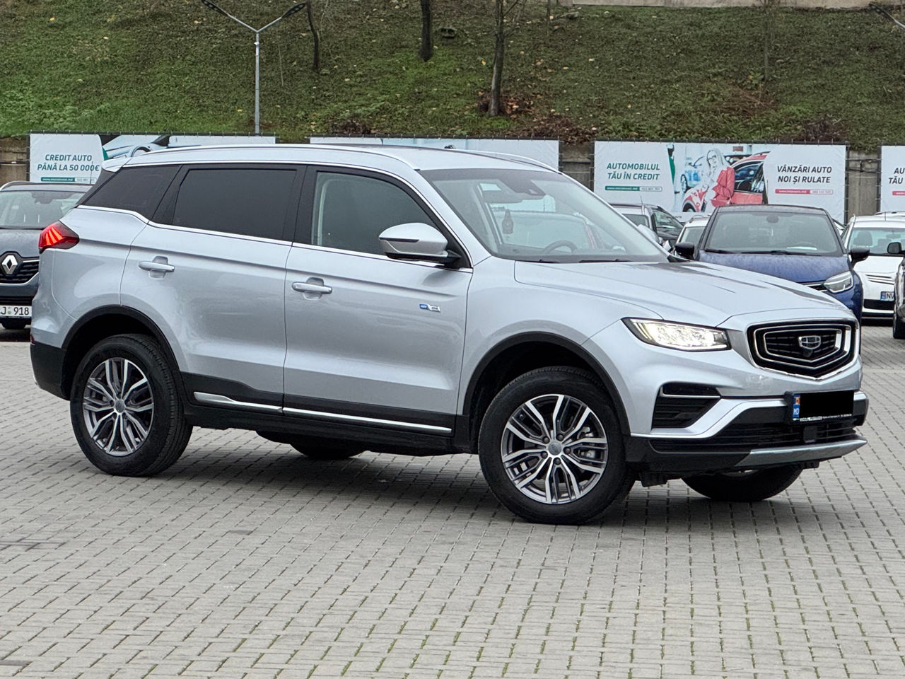 Geely Atlas Pro 2023 г. с пробегом 27771 км, Бензин, 17999