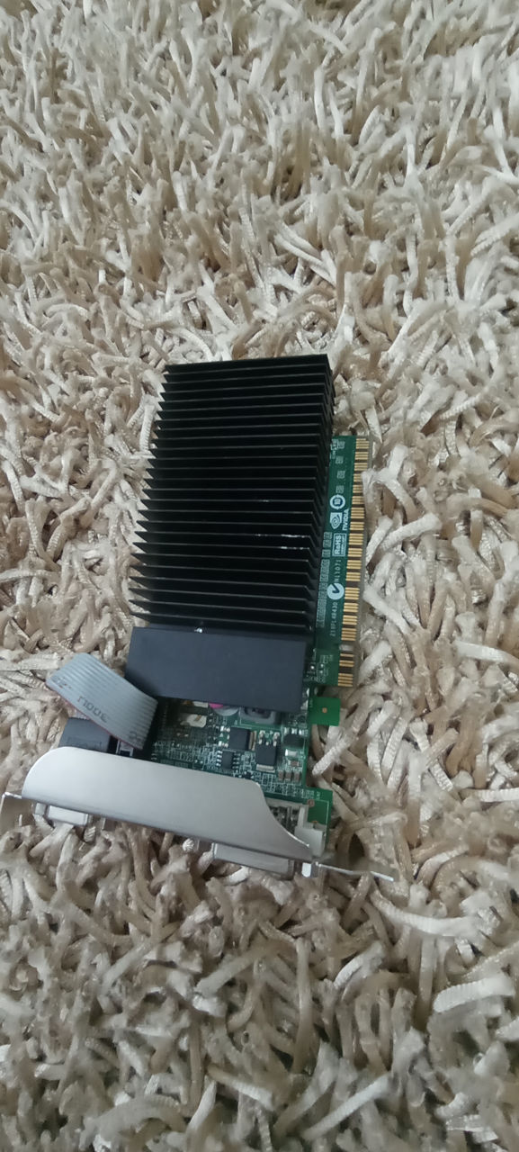 NVIDIA GEFORCE 8400GS GT218 512 MB PCI-EX16