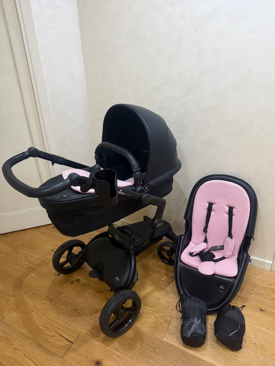 Cărucior Mima Xari 2 in 1