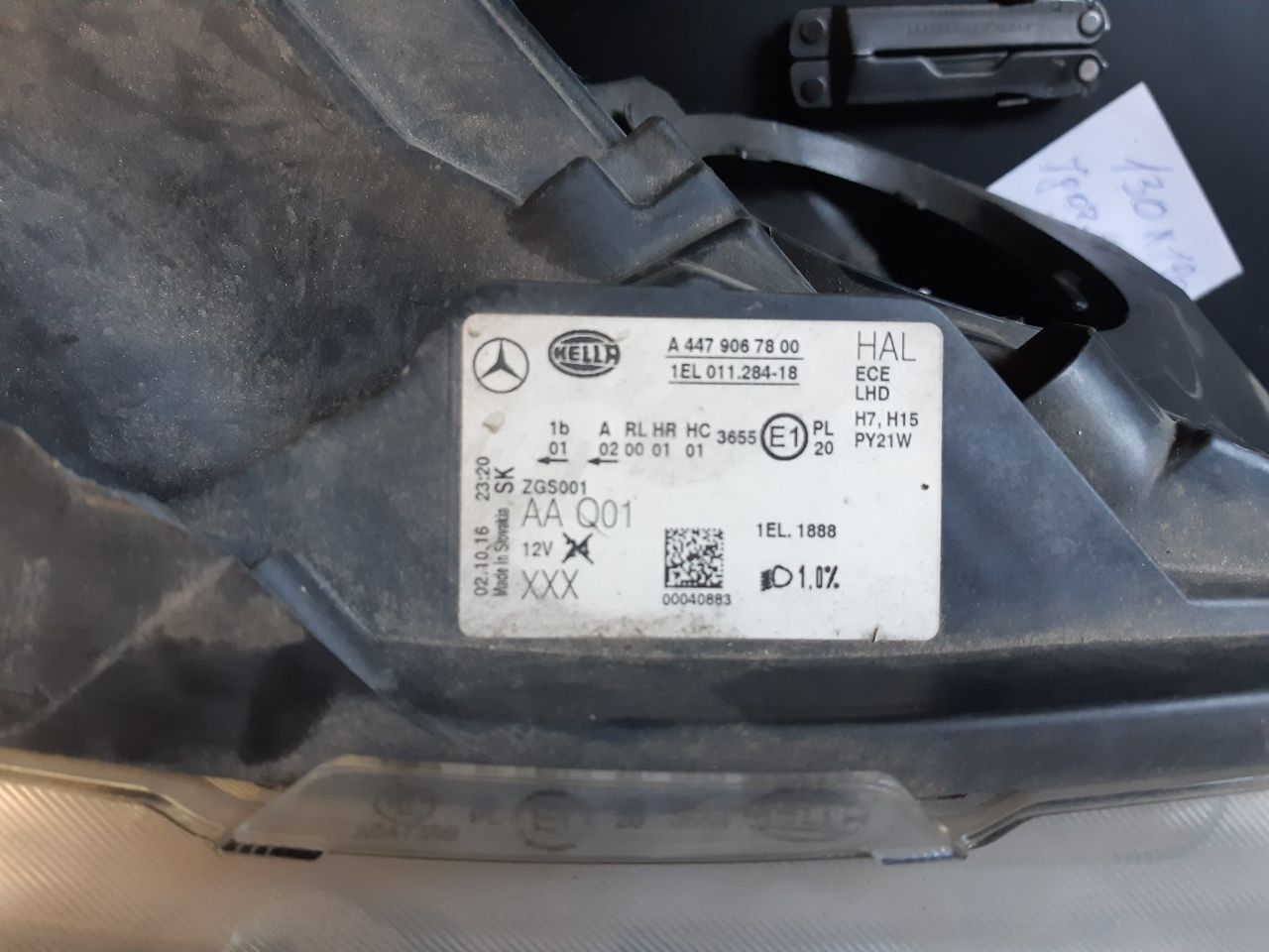 Правый фара Mercedes Vito 447 A4479067800