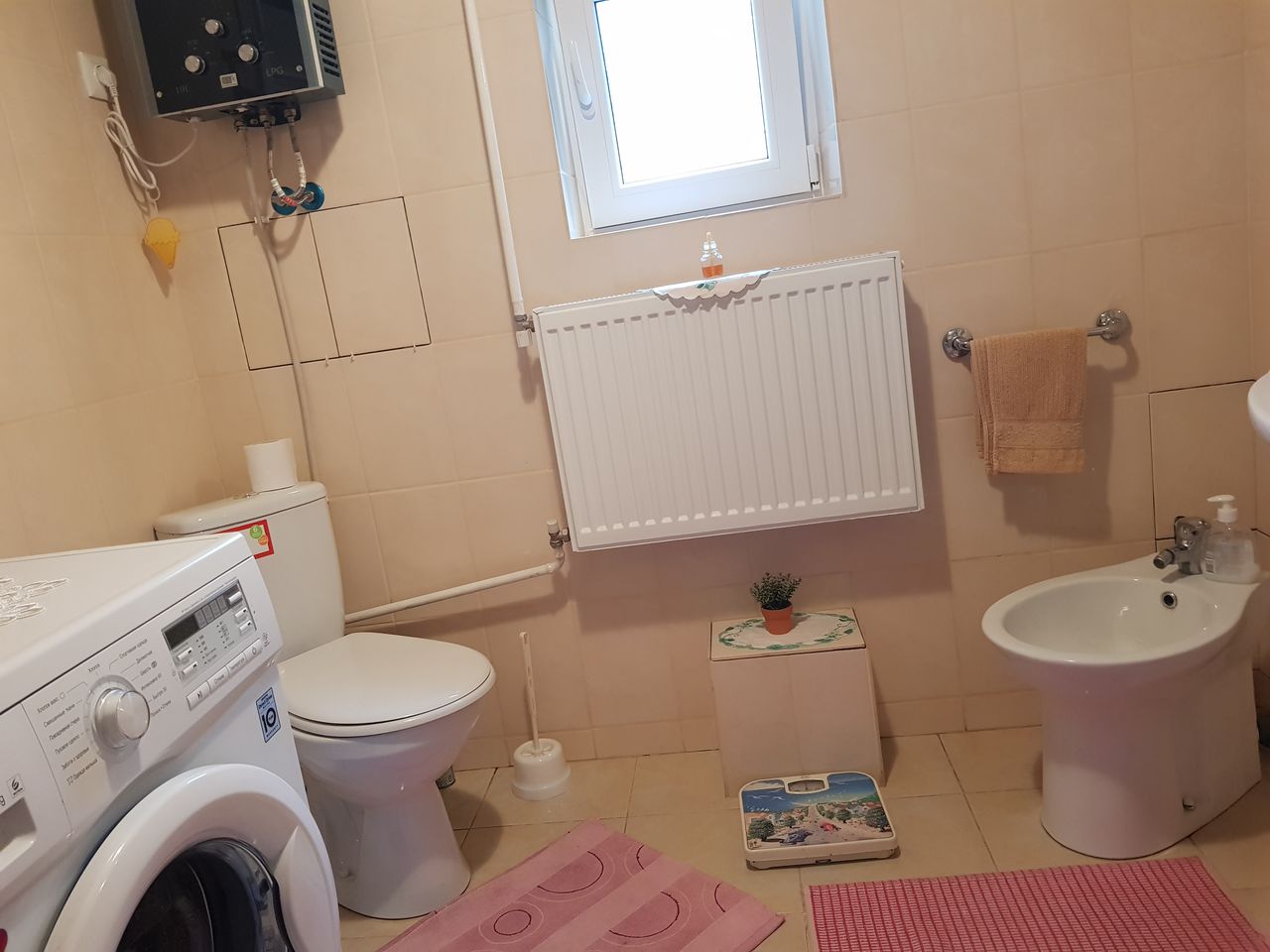 Casa in stare buna, locuibila cu toate conditiile de trai! Raionul Edinet