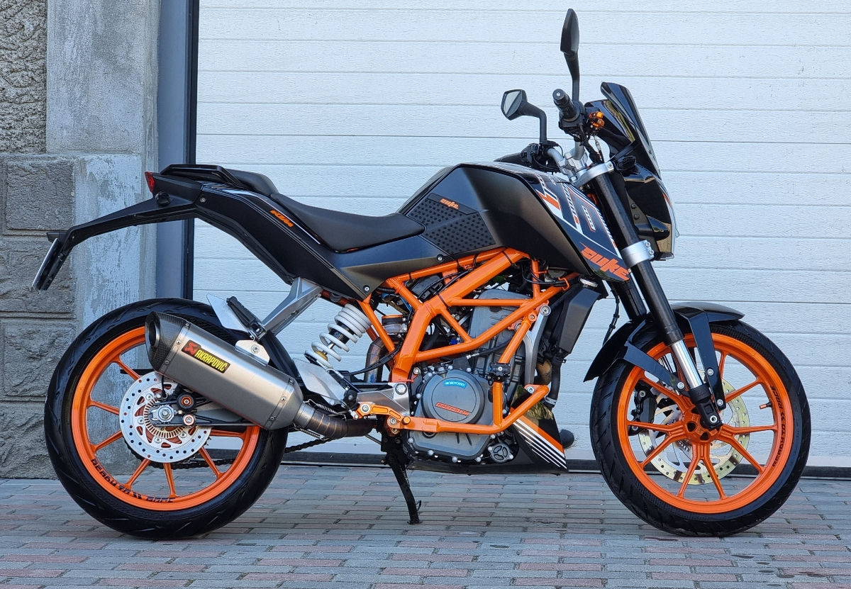 KTM KTM DUKE 390 an. 2016 cu rulaj 10000 km, 4300