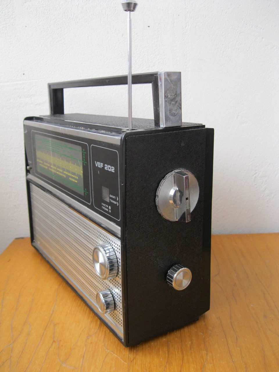 VEF 202