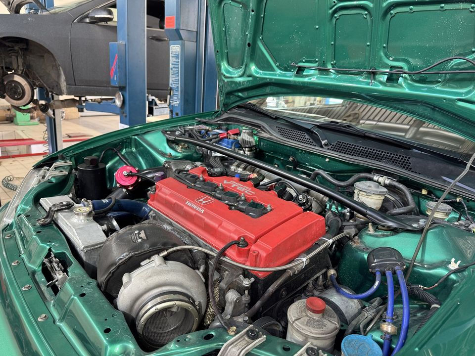 Motor Honda B18C Turbo swap 700 HP и Turbo Kit