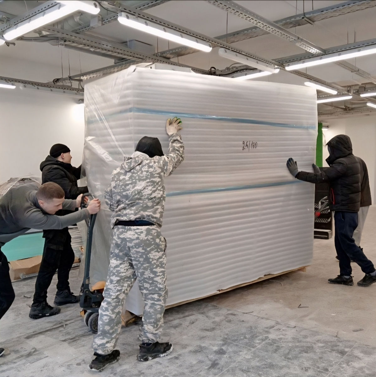 Hamali cu Transport